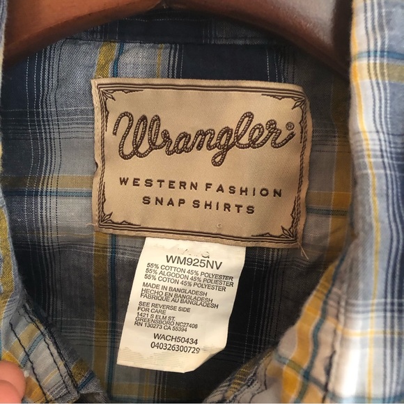 Wrangler | Shirts | Wrangler Button Down Blue White And Yellow See ...